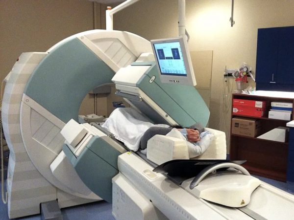 Uses of SPECT Scan to Predict and monitor cancer treatment